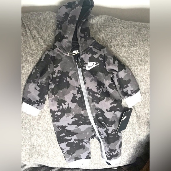 Nike | One Pieces | New Nike Zip Up Onesie Size 6 M | Poshmark